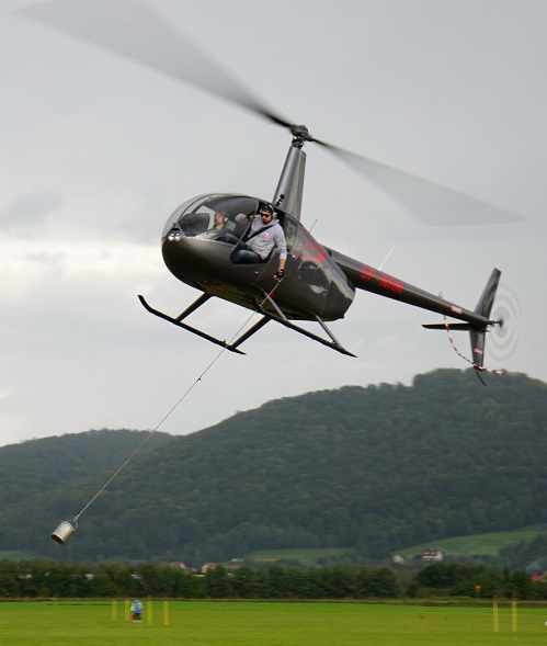 Spektakularne umiejętności pilotów na Helicopter World Cup 2019 ...