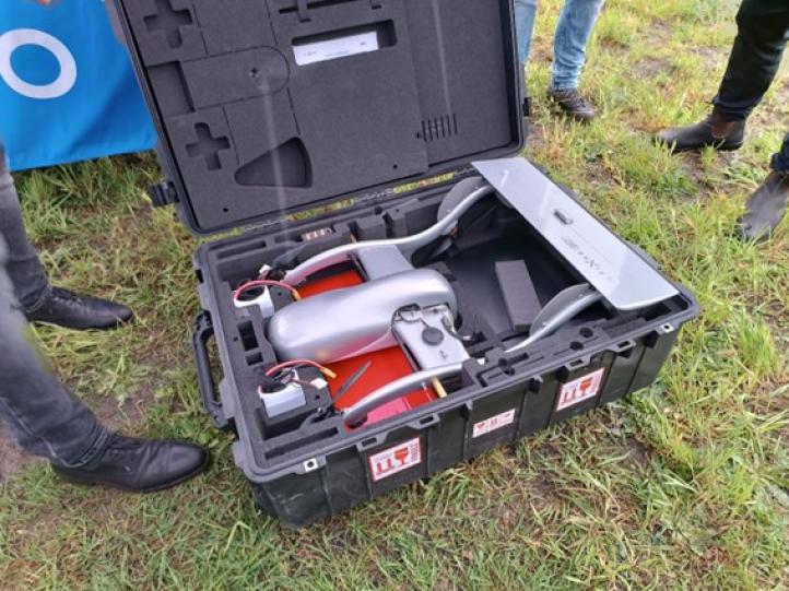 Relacja z pierwszych pokazów dynamicznych FIXAR 007 w Polsce | dlapilota.pl