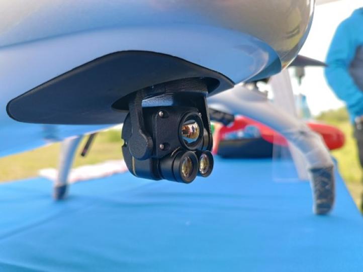 Relacja z pierwszych pokazów dynamicznych FIXAR 007 w Polsce | dlapilota.pl