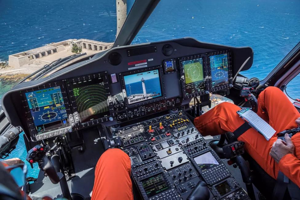 Innowacje zwiększające bezpieczeństwo lotów: bezpieczne podejście do ...