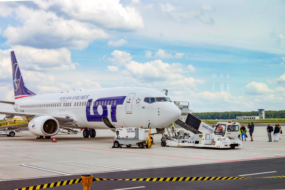 Lotnisko Warszawa-Radom z nową trasą PLL LOT do Barcelony | dlapilota.pl